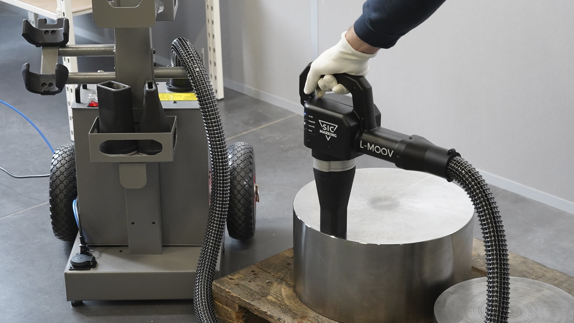 Lasermarkierung im Bauwesen: Identifizierung von Materialien und Werkzeugen. - SIC MARKING GmbH